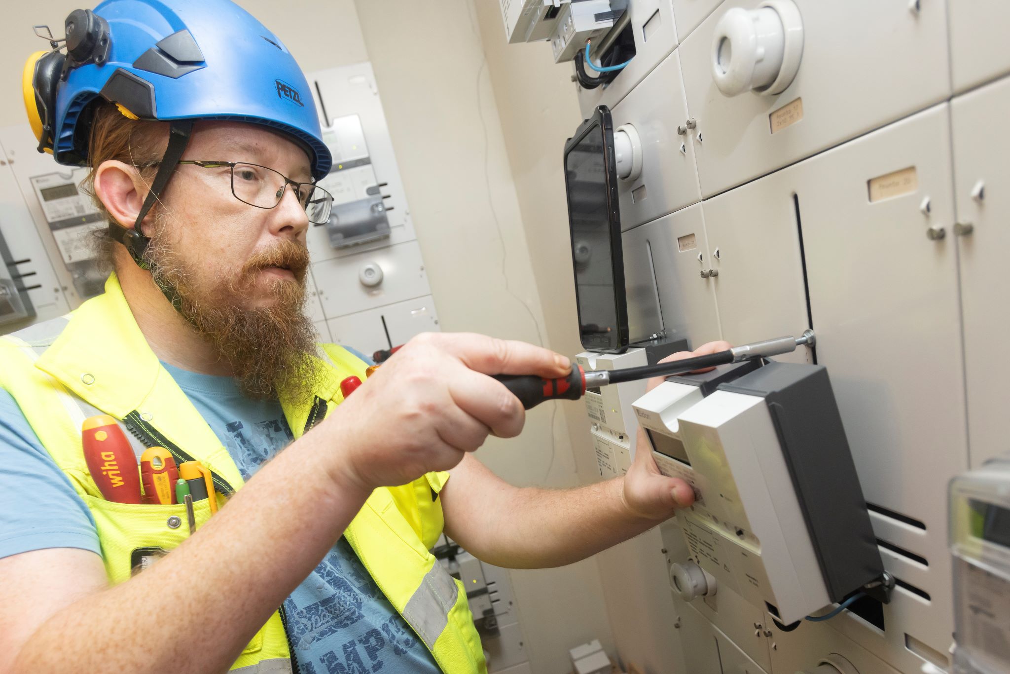 Näin hyödyt älysähkömittareista - Tampereen Energia Sähköverkko